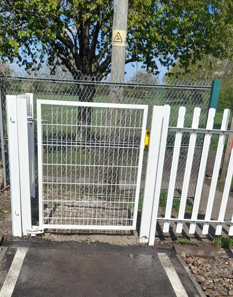 Rothley Pedestrian Rail crossing gate - Built by Bison